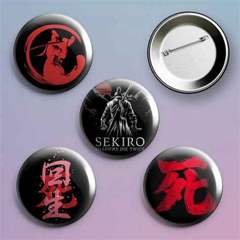 Закатні значки з принтом гри Sekiro Shadows Die Twice металеві на шпильці 56 мм х 4 штуки