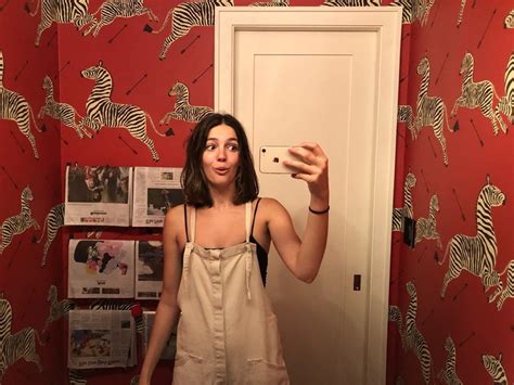 Shes A Glamour Model Rellahunt