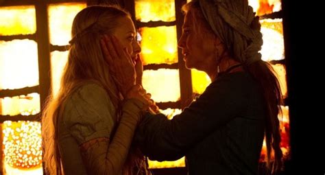 Красная шапочка фильм 2011