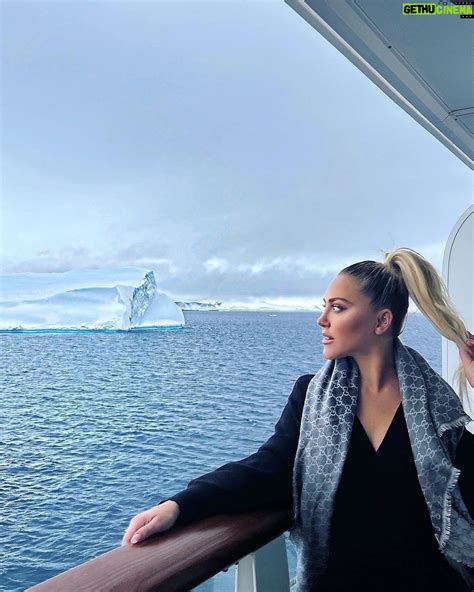 Cassandra Scerbo Instagram Some More South Pole Spam 🫶🏼 Antarctica