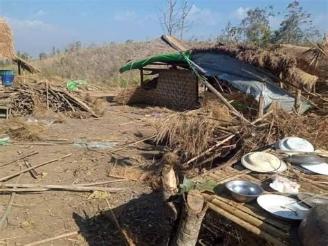 လွိုင်ကော်အရှေ့ဖက် ဆင်စခန်း စစ်‌ဘေးရှောင်စခန်း လေယာဉ်ဗုံးကြဲခံရ Federal Journal Myanmar