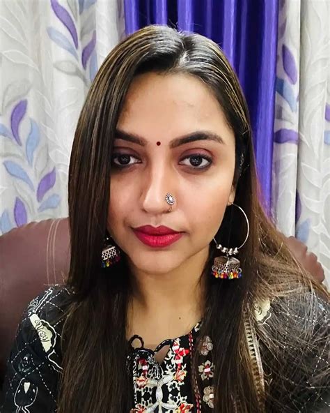 Falak Khan Actor Age Birthday Oscars Instagram