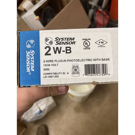 User Manual System Sensor 2W B English 4 Pages