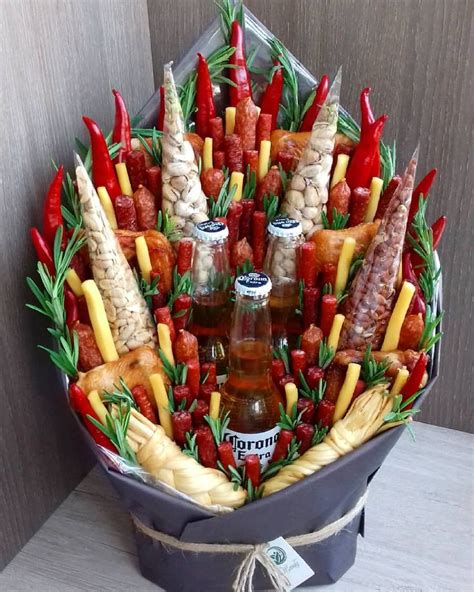 Мужские букеты фото из еды 8 тыс изображений найдено в Яндекс Картинках Fruit Bouquet Ideas