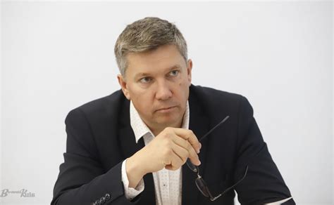 Кабмін призначив в о голови Мінкульту після звільнення Ткаченка Вечірній Київ