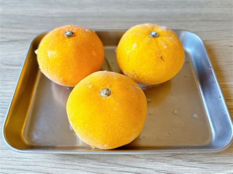 「冷凍みかんの作り方」を野菜ソムリエが解説！おいしく作るコツとは？ Macaroni