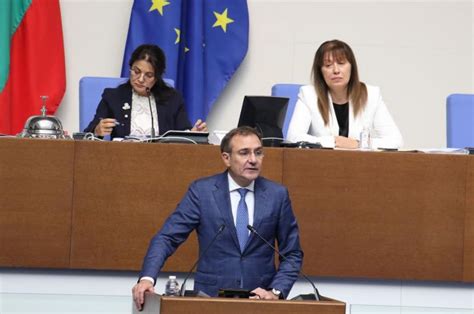 Гуцанов към министъра на правосъдието Защо парите за затворите са договорени на тъмно