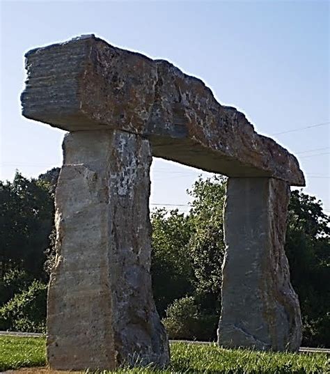 Trilito Glosario Ilustrado De Arte Arquitectónico