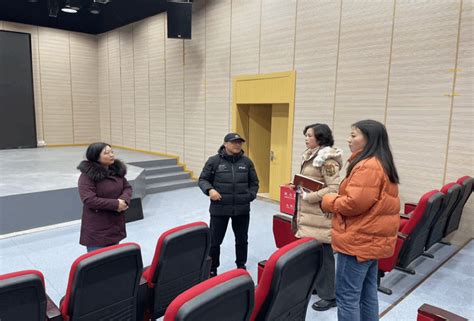 我院开展春季开学前实验室安全检查 范长江新闻学院