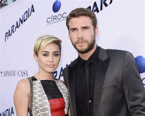 Miley Cyrus Liam Hemsworth Reportedly Got Married Myrepublica The