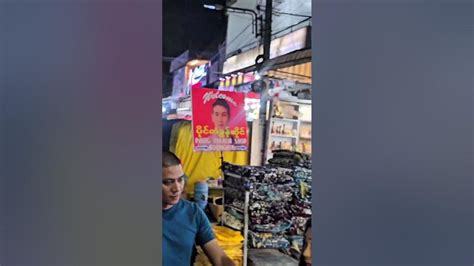 ညီ လေး ပိုင်တံခွန်အတွက် ဂုဏ်ယူလို့ အားလုံး မြင်ရ အောင်လာပြတာ ဗုဒ္ဓဂါယာက ဆိုင်နာမည်က ပိုင်တံခွန