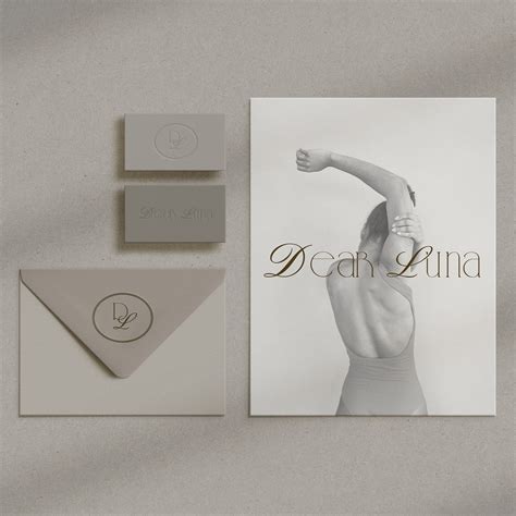 여성의류 쇼핑몰 로고 Daer Luna 로고디자인 로고제작 로고 디자인 포트폴리오 크몽