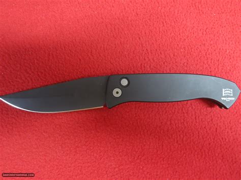 Pro Tech Medium Brend Auto Model 1321 For Sale