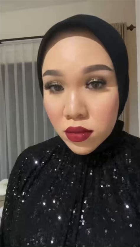 Ngaceng Banget Liat Lonte Jilbab Kaya Gini Songong Banget Mukanya