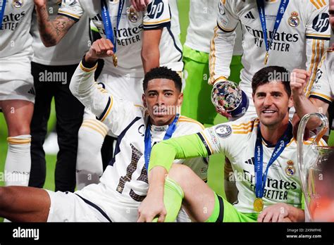 Real Madrids Jude Bellingham And Goalkeeper Thibaut Courtois