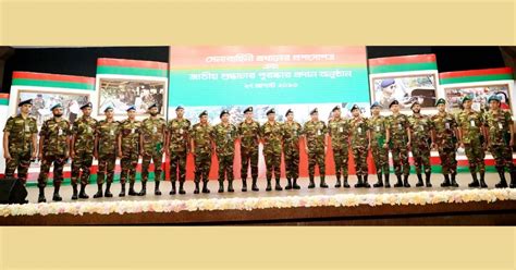 ৭ সেনা সদস্যকে সেনাপ্রধানের প্রশংসাপত্র
