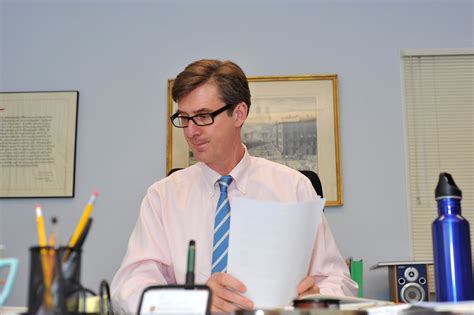 Meet The New School Of Comm Dean Evan Cornog The Hofstra Chronicle