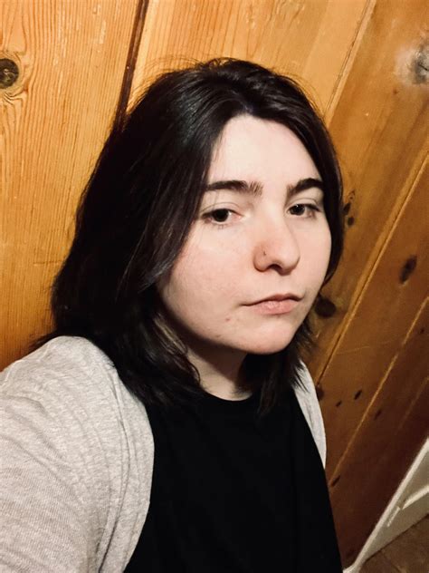 Emerson Emry Or Emiryemery Rnonbinary