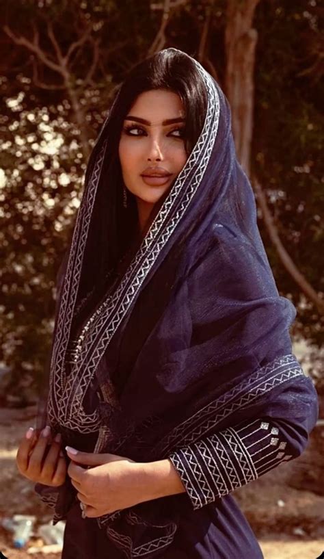 Pin By All Actress On Arabic Girls In 2024 Arabian Beauty Women Beautiful Arab Women Arabian