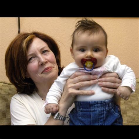 Как живее жената родила четиризнаци на 65 тя е майка на 17 деца СНИМКИ За Жената