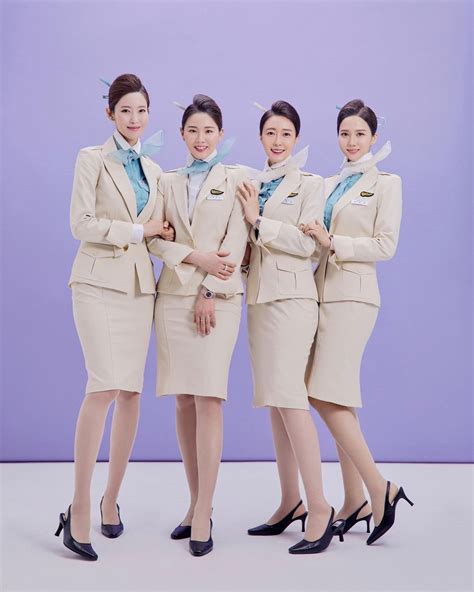 Hanluv On Instagram “언제나힘이되주는 동기언니들💕 동기 우정사진 …” 항공 승무원 승무원 프랑크푸르트