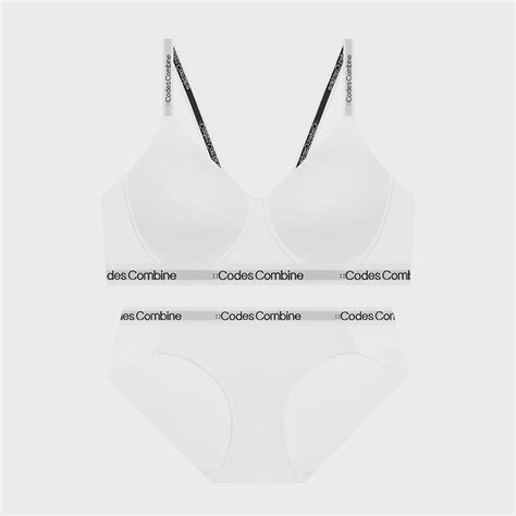 라이트 플렉서블 노와이어 브라 팬티 세트 화이트 에이블리