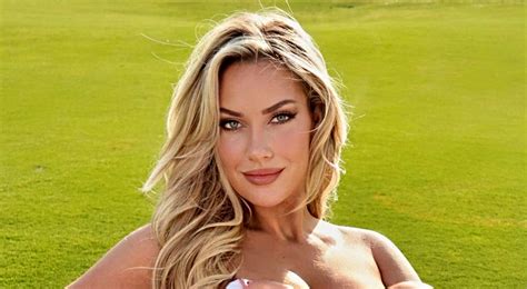 Paige Spiranac Strips Down In Bath Full Of Golf Balls