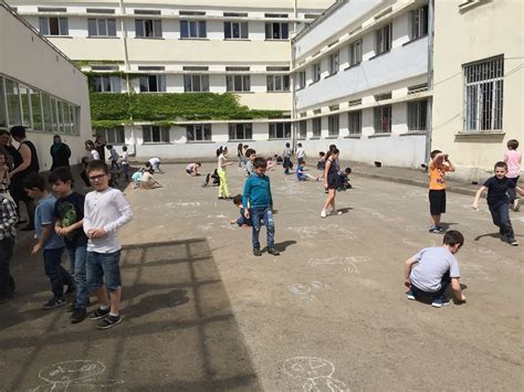 პირველი ექსპერიმენტული საჯარო სკოლა არა ძალადობას