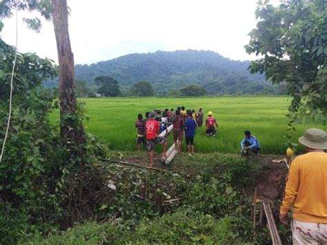 မိုးမောက်မြို့နယ်တွင် လေပြင်းတိုက်ခတ်သဖြင့် ဓာတ်တိုင်များလဲကျပျက်စီး