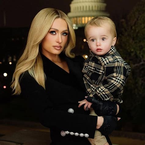 Las Fotografías Inéditas Del Hijo De Paris Hilton Que Cumple Un Año