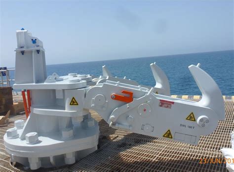 Quick Release Hooks For Secure Mooring Lion Rubber