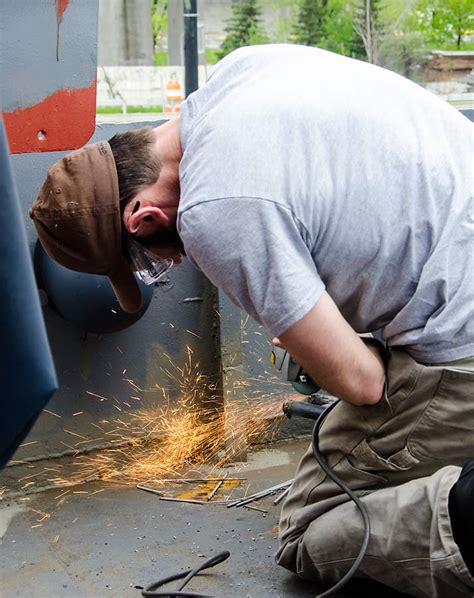 27fabricatingnewfootrails