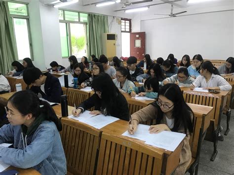 管理学院召开辅导员工作测评会议 仲恺农业工程学院新闻网