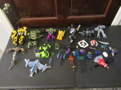 Transformers Hasbro Takara Tomy Lot Parts Figures Weapons 2006 2007