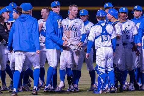 Walk Off Single From UCLA Baseball Closes Error Ridden Long Beach State