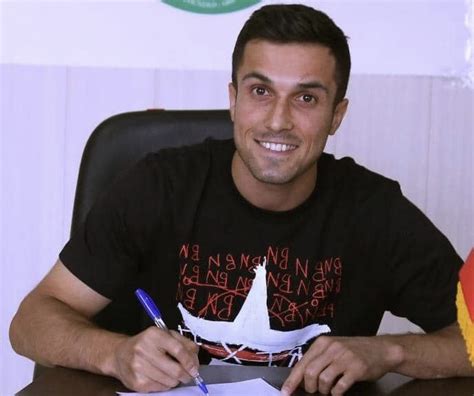 قرارداد سجاد آشوری با ذوب آهن تمدید شد طرفداری