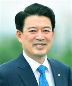 윤재호 구미상의회장 이재용 회장 취임 환영…세계최고 삼성 기대 파이낸셜뉴스