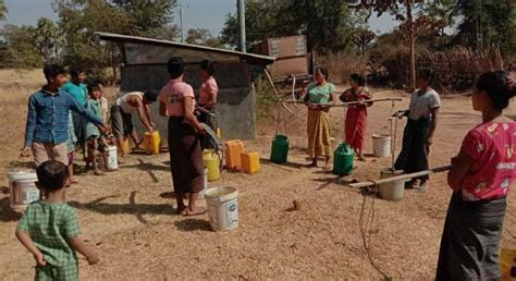 ဝေမျှခြင်းပရဟိတမိသားစုမှ သောက်သုံးရေလိုအပ်နေသည့် ကြက်ကန်တဲတိုက်သို့ သောက်သုံးရေ ၁၆၀၀ ဂါလံလှူဒါန