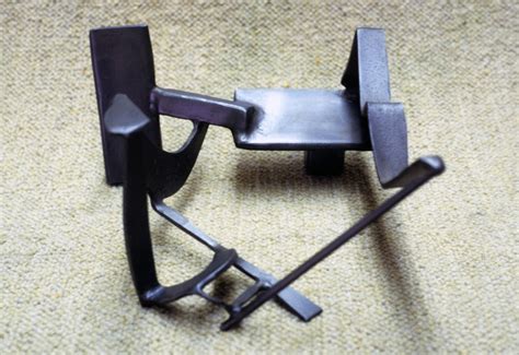 Table Base James Gibson