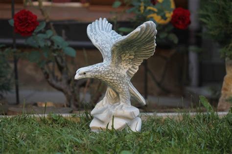 ᐉ Садова фігура статуетка Орел із цементу ручна робота 34 см 62254 • Краща ціна в Києві