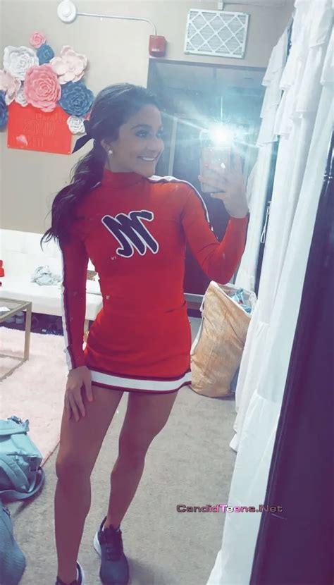 College Webslut Nudes Part Candid Teens