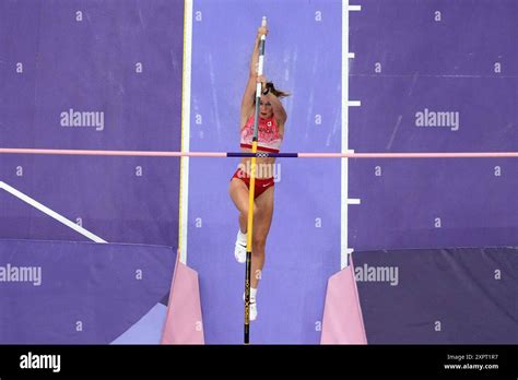 Alysha Newman Of Canada Competes In The Womens Pole Vault Final At