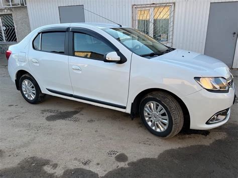 Купить б/у Renault Logan II 1.6 MT (102 л.с.) бензин механика в Нижнем ...