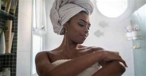 Cette Cr Me Anti Ge Moins De Euros Est Le Must Have Pour Une Peau Rajeunie Cosmopolitan Fr