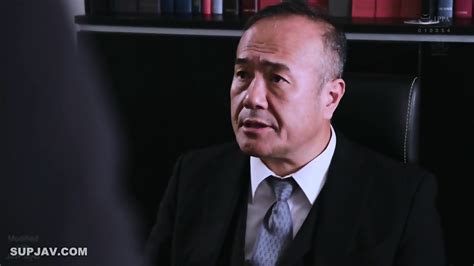 Married Secretary Creampie Sex In The Presidents Office Filled With Sweat And Kisses Shocking