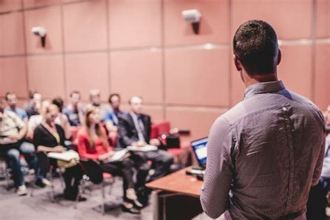 101 Informative Speech Topics Presentationskills Me