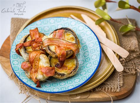 Пълнени гъби с кашкавал и бекон Gabriela Tsulin