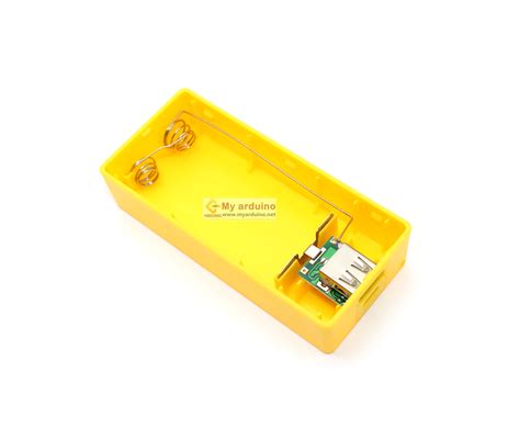 Power Bank แหล่งจ่ายไฟสำหรับ Arduino Esp8266 ชาร์จไฟผ่าน Usb ถ่าน 18650 2 ก้อน สีเหลือง ขาย