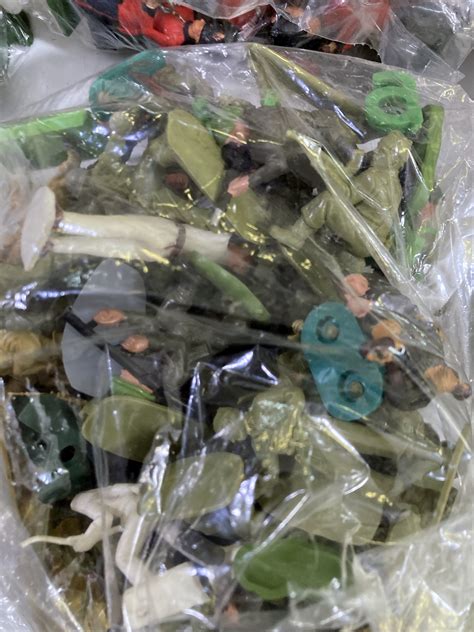 Lot 78 Britains Toy Soldiers With Elastolin Castle