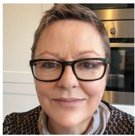 Marie Feeney Is Fundraising For Target Ovarian Cancer